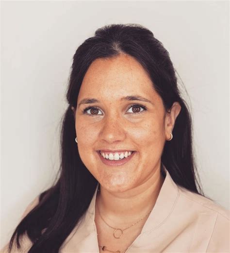 Anna Martinezs Instagram Twitter And Facebook On Idcrawl