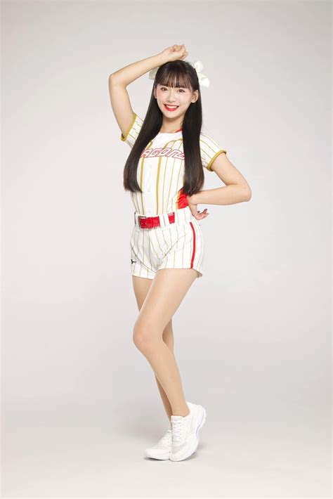 正妹 小龍女 Queena 昆娜 看板beauty Ptt網頁版