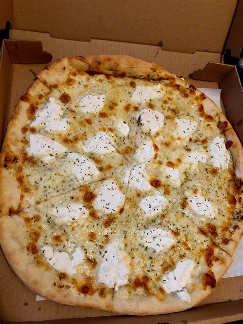 White Pie Ornos Pizza