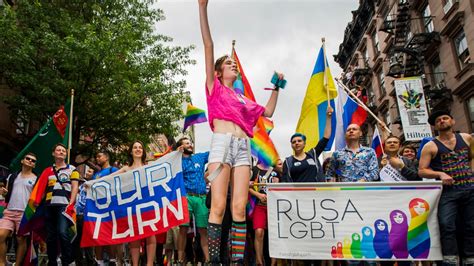 What Its Like Being A Gay Russian Asylum Seeker In America Vice