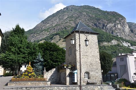 Photo à Saint Jean de Maurienne 73300 Jardin de l Europe Saint