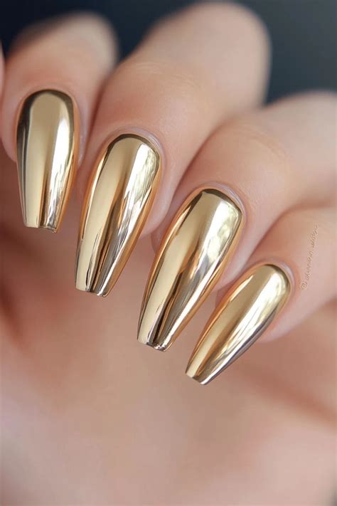15 Gold Chrome Nail Ideas That Bring The Glam