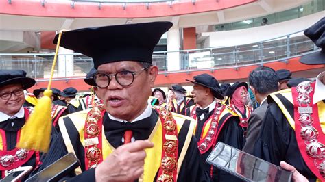 Pertama Kali Rektor Unm Wisuda Di Ramadan Adalah Keberkahan Rakyat