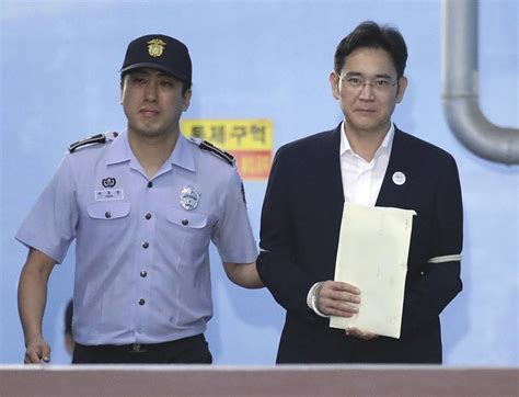 Tribunal De Corea Del Sur Condenó Al Ceo De Samsung A Cinco Años De