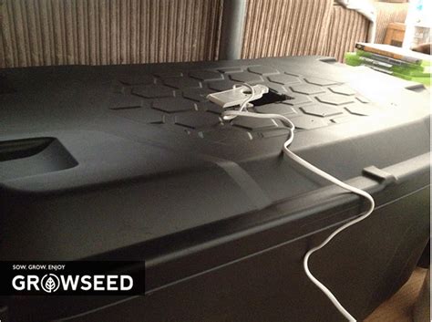 Growing Vegetables Indoors With Diy Led Grow Lights Growseed Blog