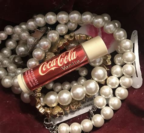 Pin By Freya On Random Vintage Americana Red Aesthetic Cherry Cola