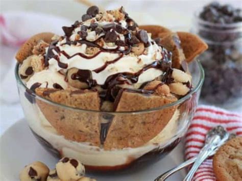 Chocolate Chip Cookie Ice Cream Sundae Online Puzzle