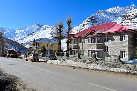 Snowy Manali Breathtaking Roadtrip To Lahaul Valley