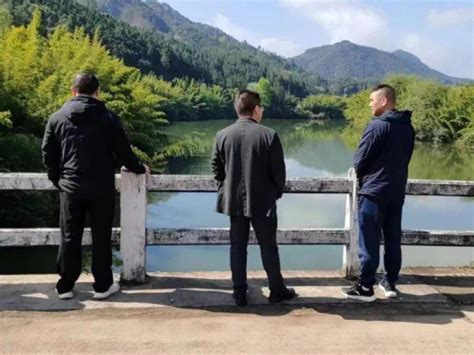 管河担责，护河尽责 下坝乡开展“河长日”巡河护河活动河湖工作河道