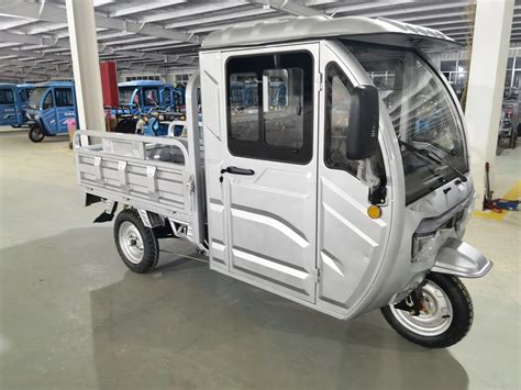 European Eec Approved Electric Cargo Tricycle 2000w 72v 52ah 58ah Lead