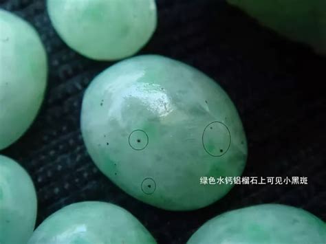 钙铝榴石又称不倒翁德兰瓦翡翠凉水和翡翠的区别 翡翠 德兰 凉水 新浪新闻