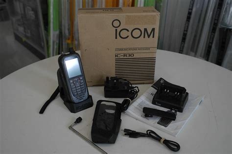 Second Hand Icom Ic R30 Wide Band Hf Vhf Uhf Handheld Communications