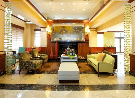Hilton Garden Inn Virginia Beach Town Center Take A Seat Stay Awhile
