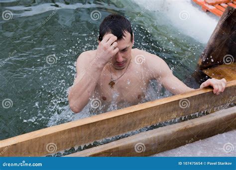 Adult Man Dive Editorial Stock Image Image Of Diving 107475654