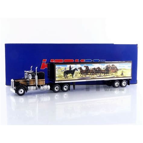 W83431001 Werk 83 143 Kenworth W925 Semi Trailer Truck Smokey And