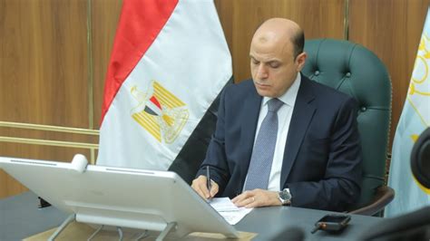 محافظ كفرالشيخ استئناف حركة الملاحة البحرية بساحل المتوسط