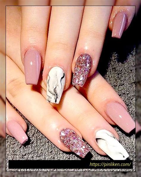 100 Nageldesigns Passend Für Jede Nagelform Pink Glitter Nails