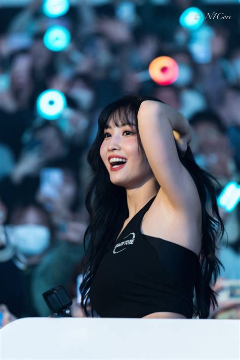 Nyx On Twitter Hd 230415 🍑 Twice5thworldtour Momo 모모 Twice 트와이스 もも