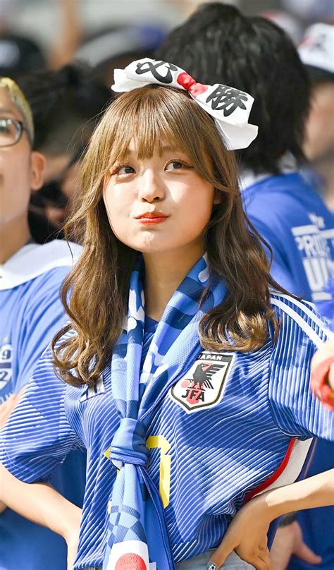 フォトギャラリー2枚目 日本、ドイツ、スペイン、クロアチアw杯の熱戦を見守った「美しすぎるサポーター」たち Fridayデジタル
