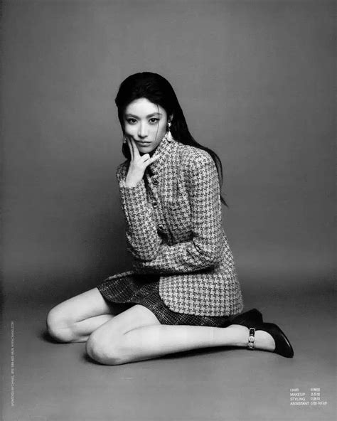 고혹적인 고윤정x샤넬 화보 팬플러스 커뮤니티