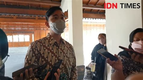 Asn Nekat Makan Di Warung Saat Jam Kerja Apes Ketemu Gibran