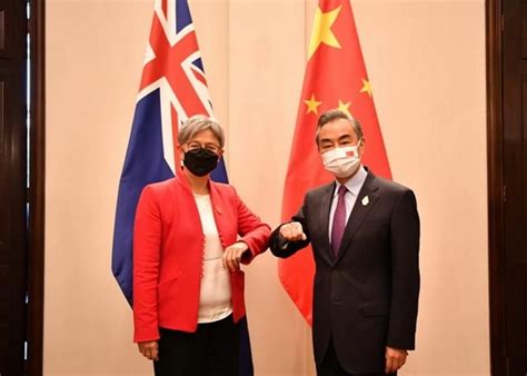 中澳外長通電話 王毅稱共同利益遠大於分歧