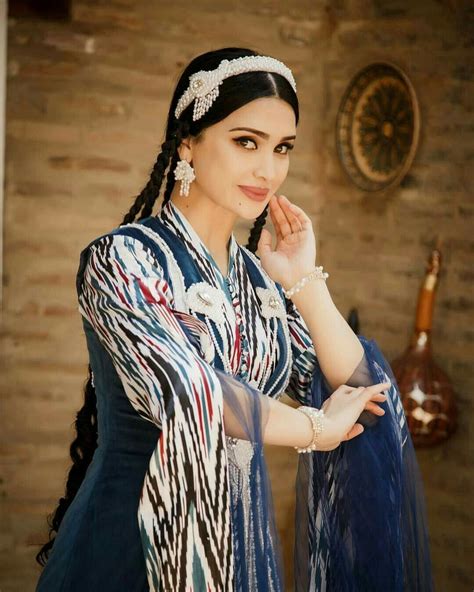 Oʻzbekiston ️ Traditional Fashion Traditional Dresses Islamic Fashion