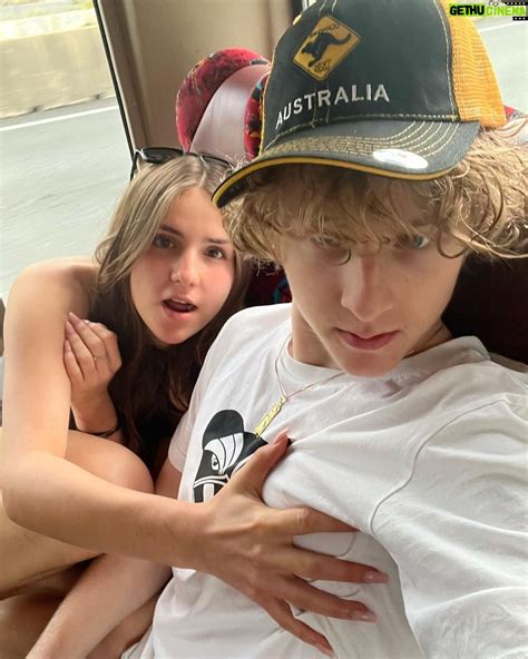 Lev Cameron Wiki Biography Age Gallery Spouse And More