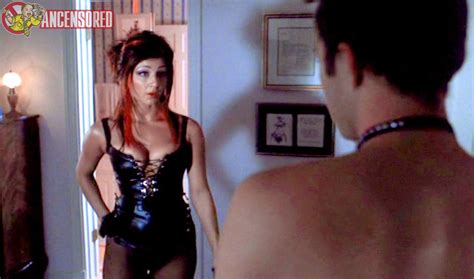 Katharine Towne Desnuda En The Anarchist Cookbook