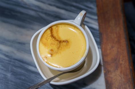 베트남 계란 커피 뜨겁고 시원한 화이트 커피 머그잔 하노이 베트남에서 컵 0명에 대한 스톡 사진 및 기타 이미지 0명 관광 마실 것 Istock