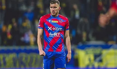 TRANSFER LİSTESİNE İKİ İSİM DAHA GİRDİ Trabzonspor Trabzonx