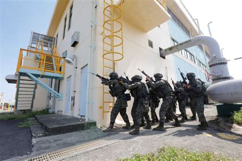 軍憲警消海巡演練 永安液化天然氣廠關鍵基礎設施防護 地方 Nownews今日新聞