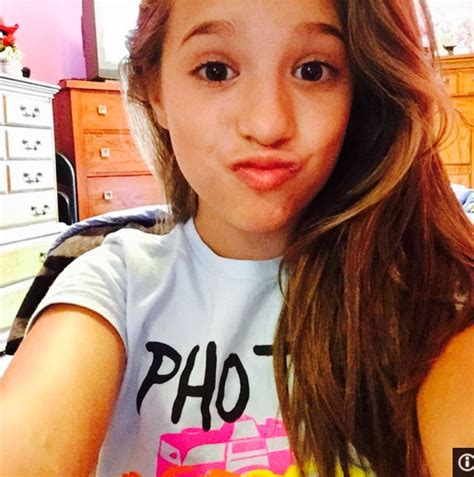 Pin By Brooke Hadlock On Mackenzie Ziegler Dance Moms Maddie Dance Moms Pictures Dance Moms Cast