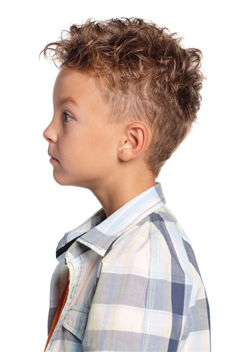 Coiffure Garcon Court Cote Long Dessus Cheveux S