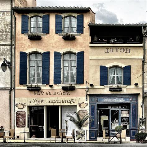 건물 집 상점들 호텔 거리 카페 프로방스 프랑스 유럽 코트 다 쥐르 지중해 Pikist