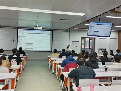 【师资培训】智能医学工程学院 成功举办2023年度示范性授课活动