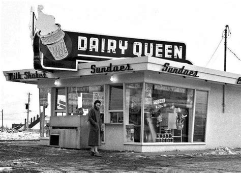 30 Vintage Snapshots Of Dairy Queen Restaurants From Between The 1940s