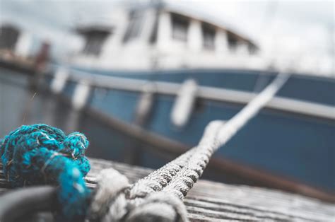 How To Find The Right Mooring Line For Your Boat SVB