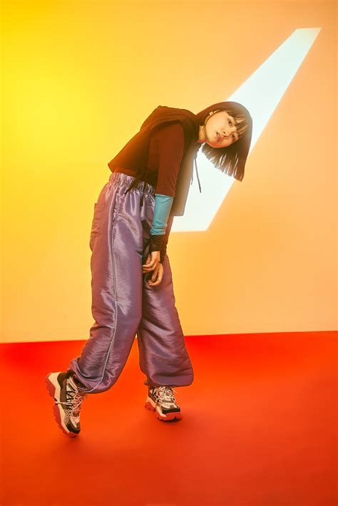 Tomooインタビュー「やめようと思ったことは何度もある。だけど…」彼女が“音楽と生きる、音楽で生きる”理由 2 2 音楽ナタリー 特集・インタビュー