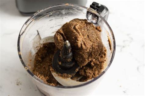 Easy No Bake Almond Hemp Protein Bars Just 5 Ingredients
