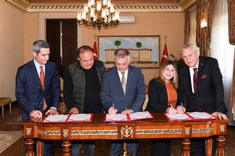 T C Antalya Valiliği on Twitter RT ersinyazici Antalyamızın hayırseverleri iklimi gibi