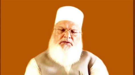 Condolences Pour In For Leading Pakistani Scholar Mufti Rafi Usmani