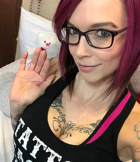 Anna Bell Peaks Biography Age Husband Wiki Biography Real Name