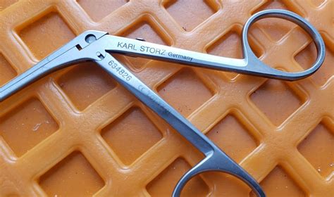 Karl Storz 634826 Surgical ENT BELLUCCI Scissors 12 5cm Straight Blades