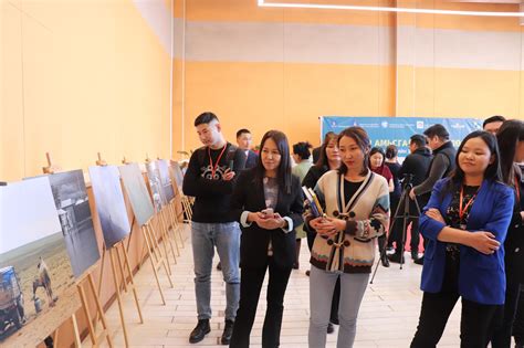 Duuren Life Дархан Уул “Уур амьсгалын өөрчлөлт” гэрэл зургийн үзэсгэлэн гарч байна