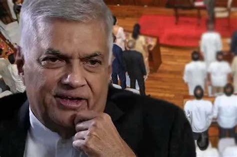 කැබිනට් අමාත්‍ය ධුර දෙකක් වෙනස් වන ලකුණු
