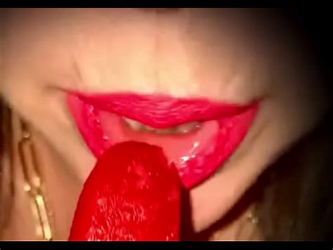 SUCKING ICE POP XVIDEOS COM