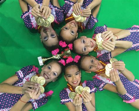 El Club De Gimnasia Rítmica De Calp Se Alza Con 9 Medallas En El