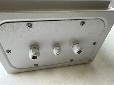 Nieuwe Schakelkast Met Frequentieomvormer Voor Motoren Tot 1 5 Kw