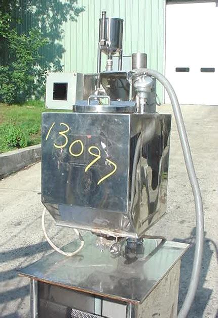 Japanese Heated Jacketed Kettle Melting Kettle Cosmetic Equipment Champion Trading